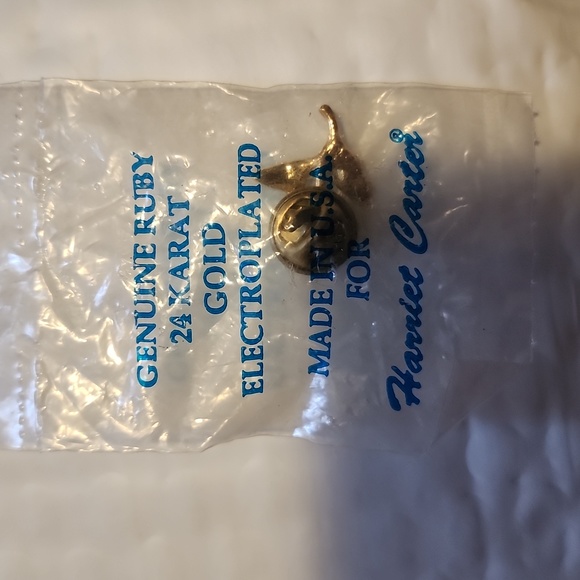 Jewelry | Harriet Carter 24k Gold Pin | Poshmark